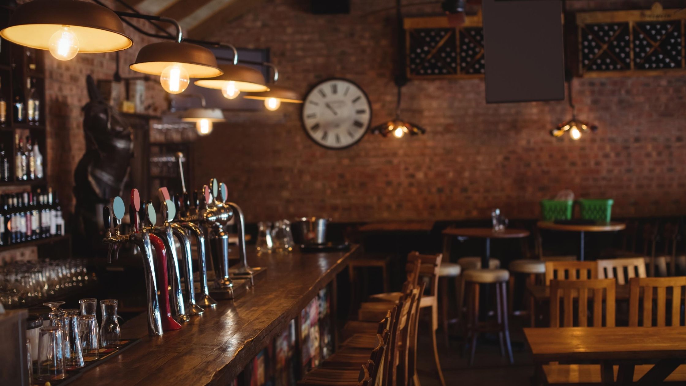 Formalización de un bar - Carlos Felipe Law Firm