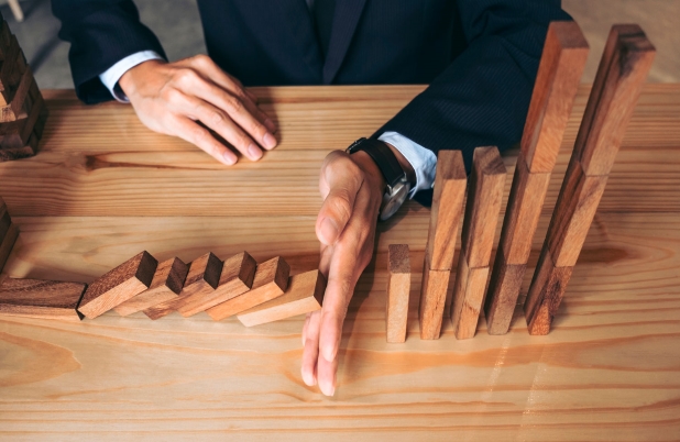 Las Garantías - Carlos Felipe Law Firm