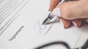 La Rescisión Contractual - Carlos Felipe Law Firm